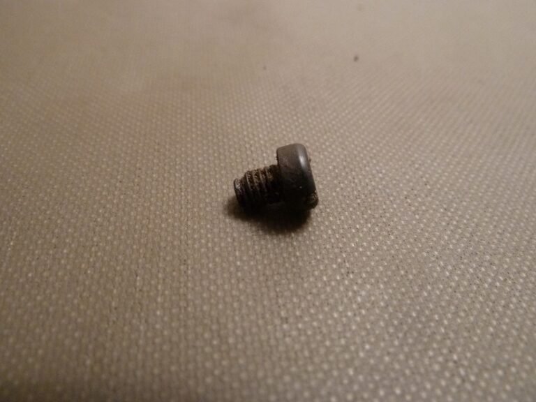 LEE ENFIELD NO4 EJECTOR SCREW (PD7) - Chelmsford Militaria