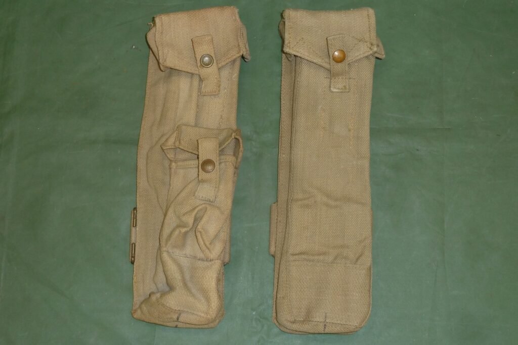 WW2 LANCHESTER POUCHES (WSB4) P476 - Chelmsford Militaria